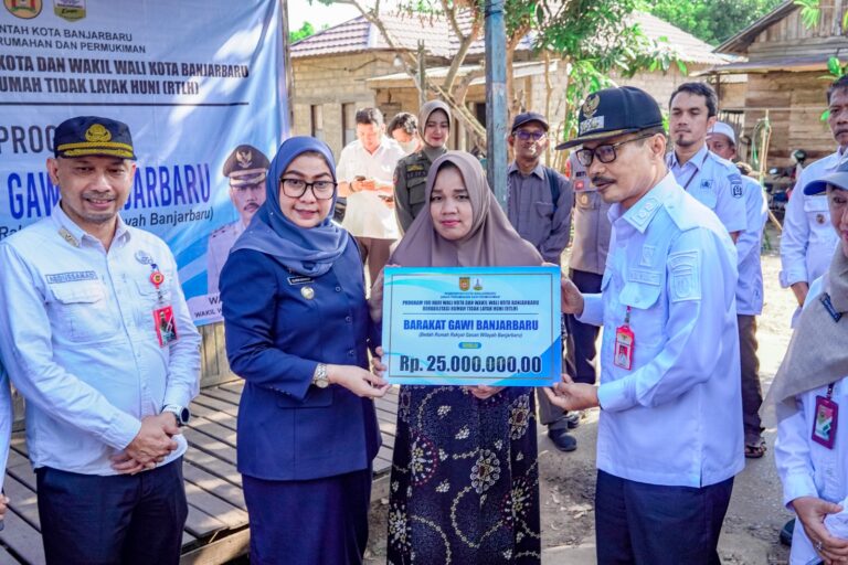 Setahun Lisa-Wartono Pimpin Banjarbaru, Program Bedah Rumah dan ...